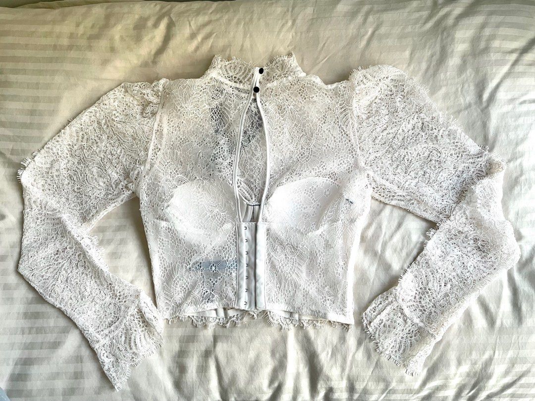 Victoria’s Secret Dream Angels Lightly Lined Lace Long-sleeve ...