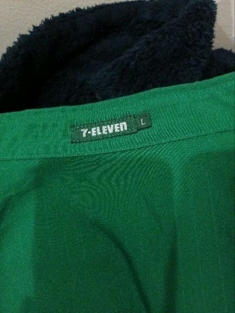 Vintage 90's 711 uniform on Carousell