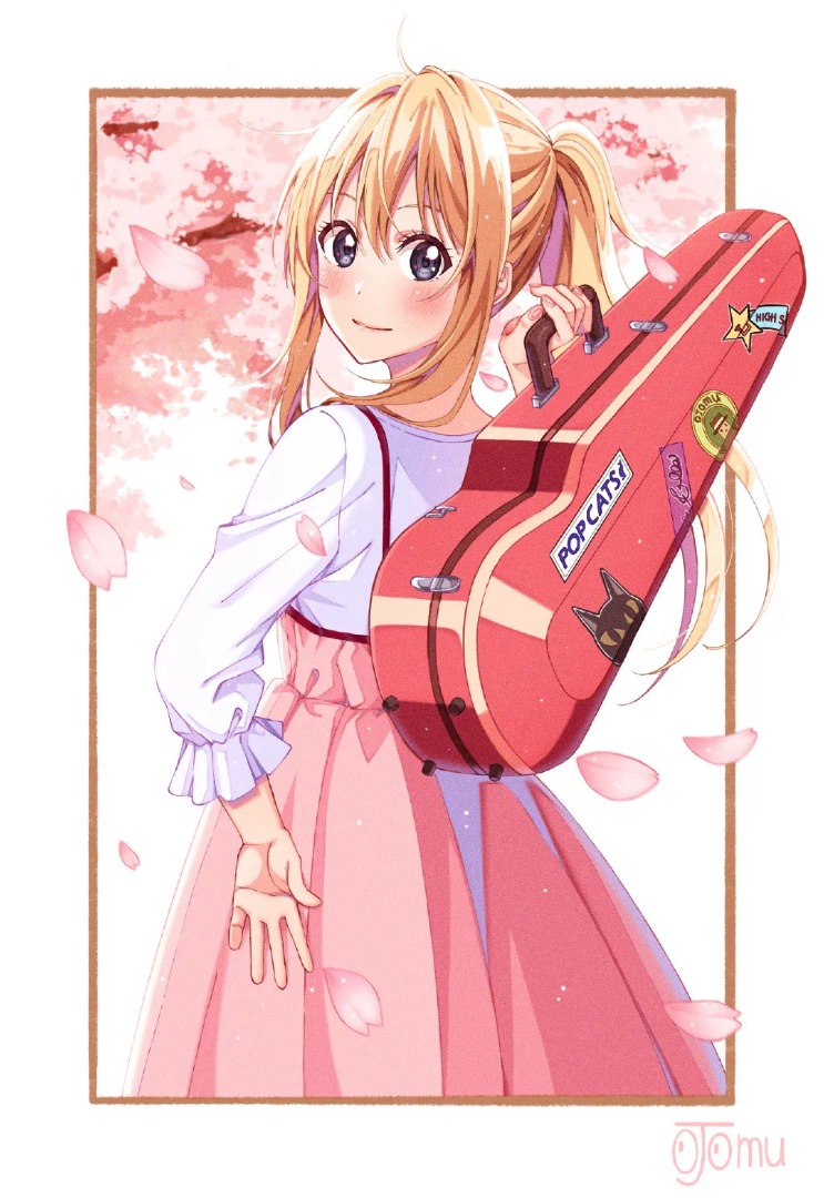 Violin Case, 4/4, Kaori Miyazono, Hobbies & Toys, Music & Media, Musical Instruments on Carousell