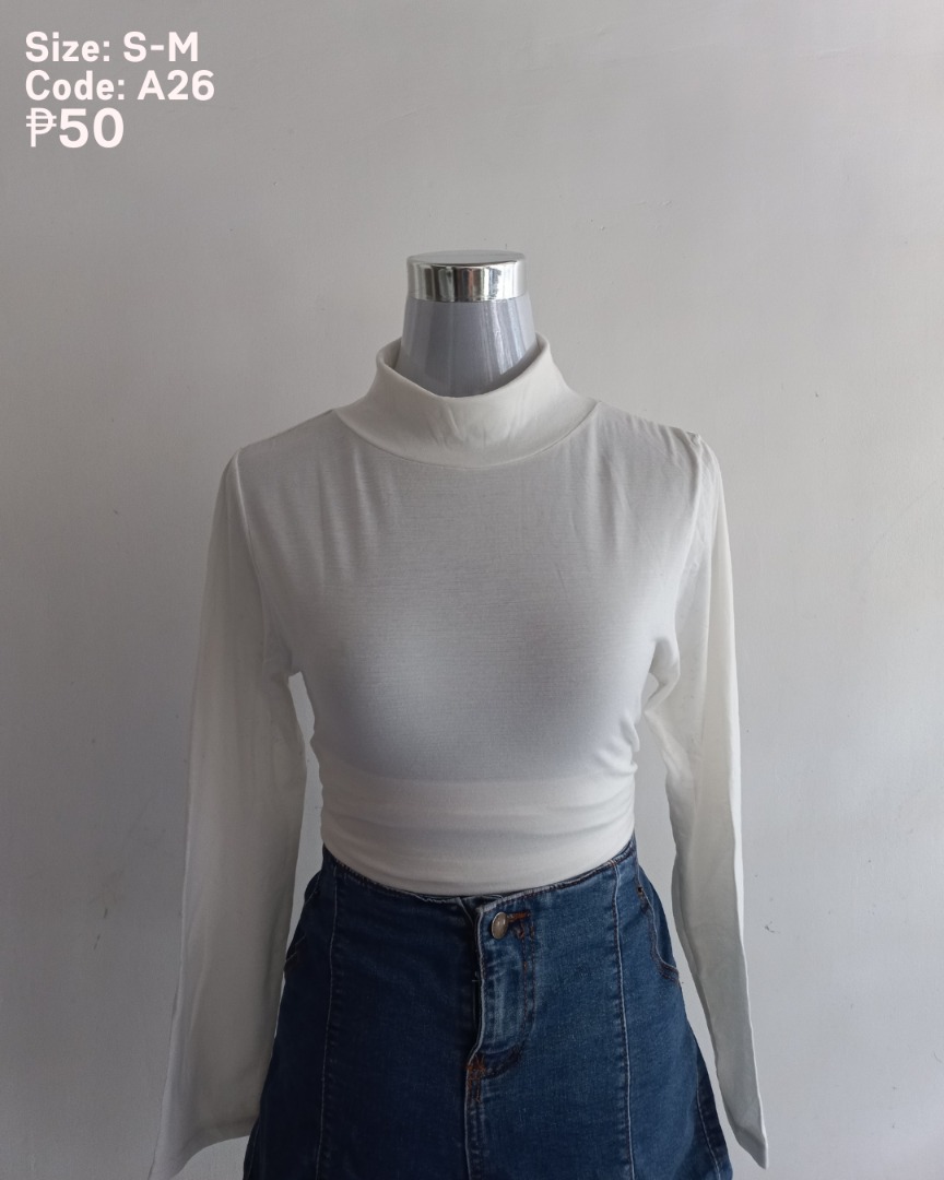 HEATTECH WHITE MOCK NECK LONG SLEEVES, Women's Fashion, Tops ...