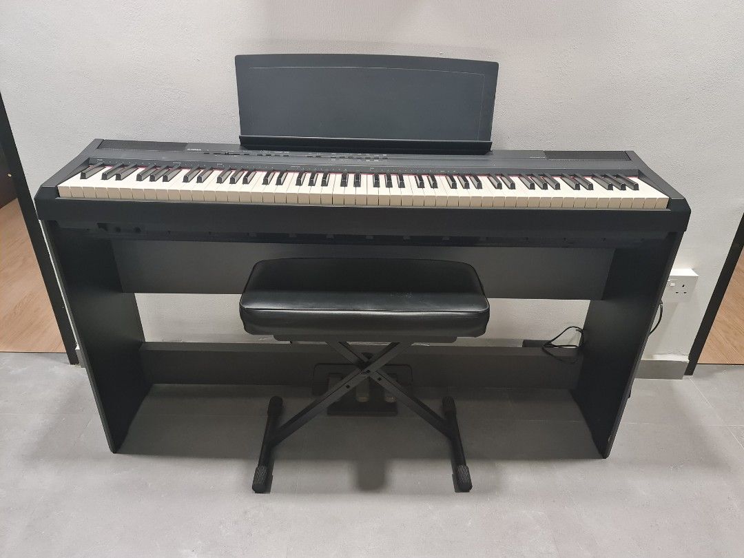 Yamaha P105 weighted keyboard, Hobbies & Toys, Music & Media, Musical ...