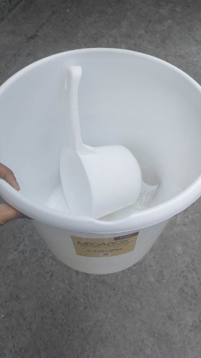 4GAL PAIL N DIPPER - To Paranaque, Babies & Kids, Bathing & Changing ...