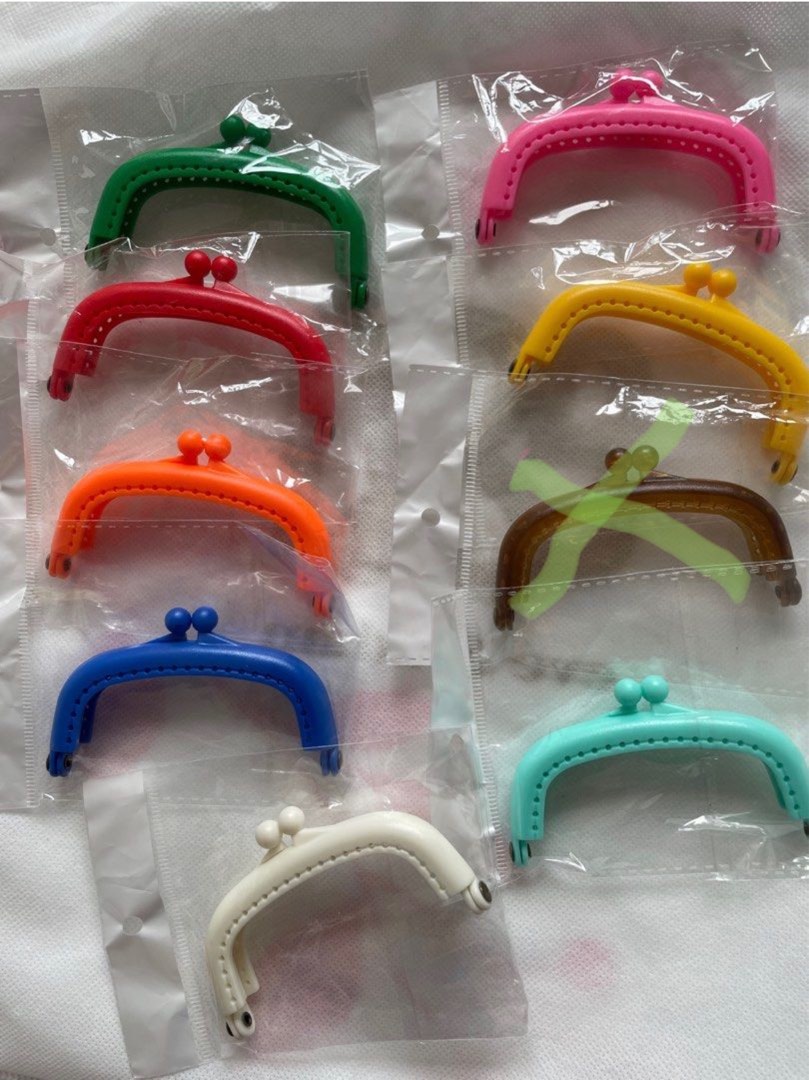 8.5cm Kiss Clasp Plastic Purse Frame Handle, Women's Fashion, Bags ...