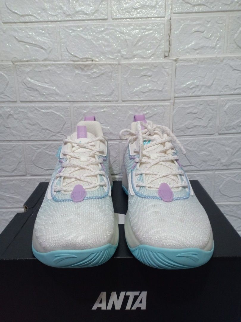 Anta Klay Thompson Light Cavalry 7, Men's Fashion, Footwear, Sneakers ...