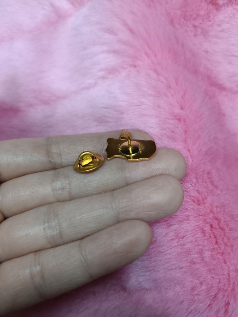 Ballou Reg'd 130 Years Gold Plated Metal Pin, Women's Fashion, Jewelry ...