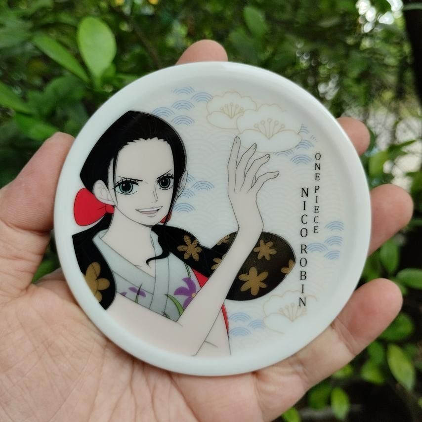 Bandai Ichiban Kuji One Piece Nico Robin glass plates, Hobbies & Toys ...