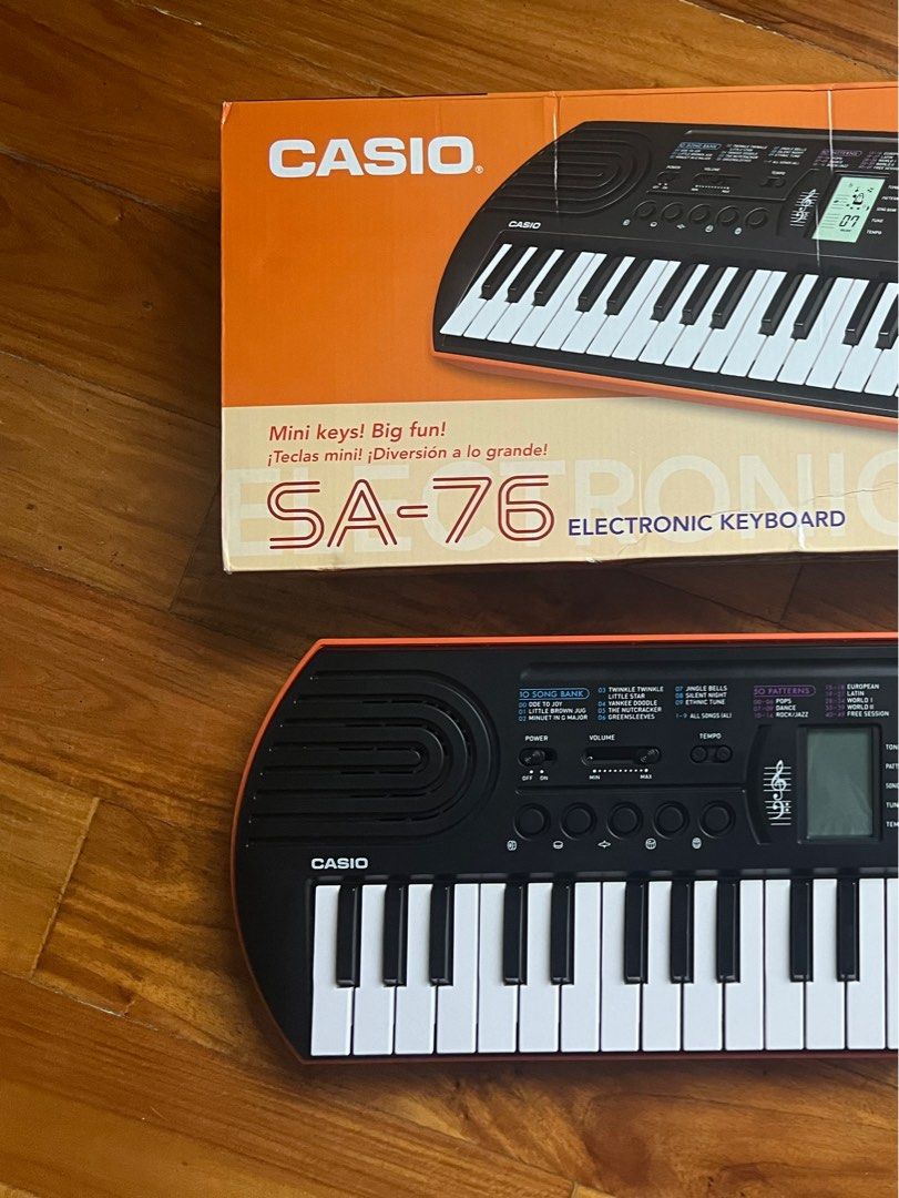 Casio SA-76 Electronic Keyboard, Hobbies & Toys, Music & Media, Musical ...