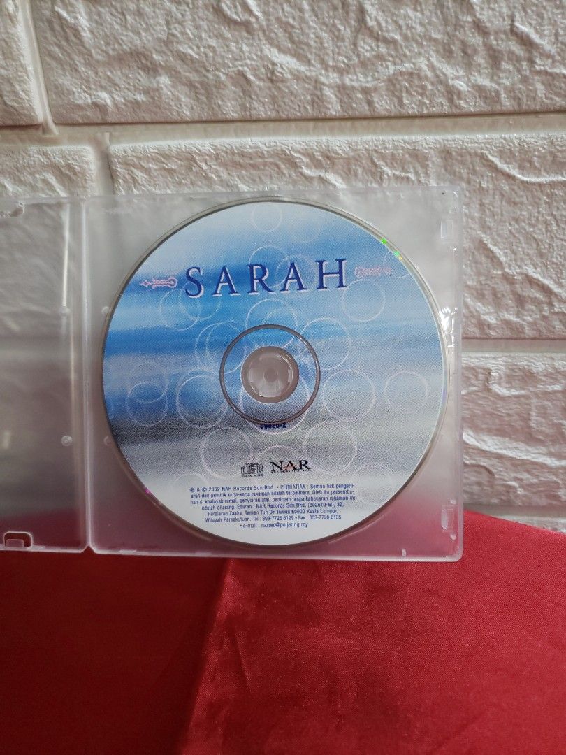 CD / 2002 FIRST PRESSING NAR - SITI SARAH _ SARAH / DEBUT ALBUM ...