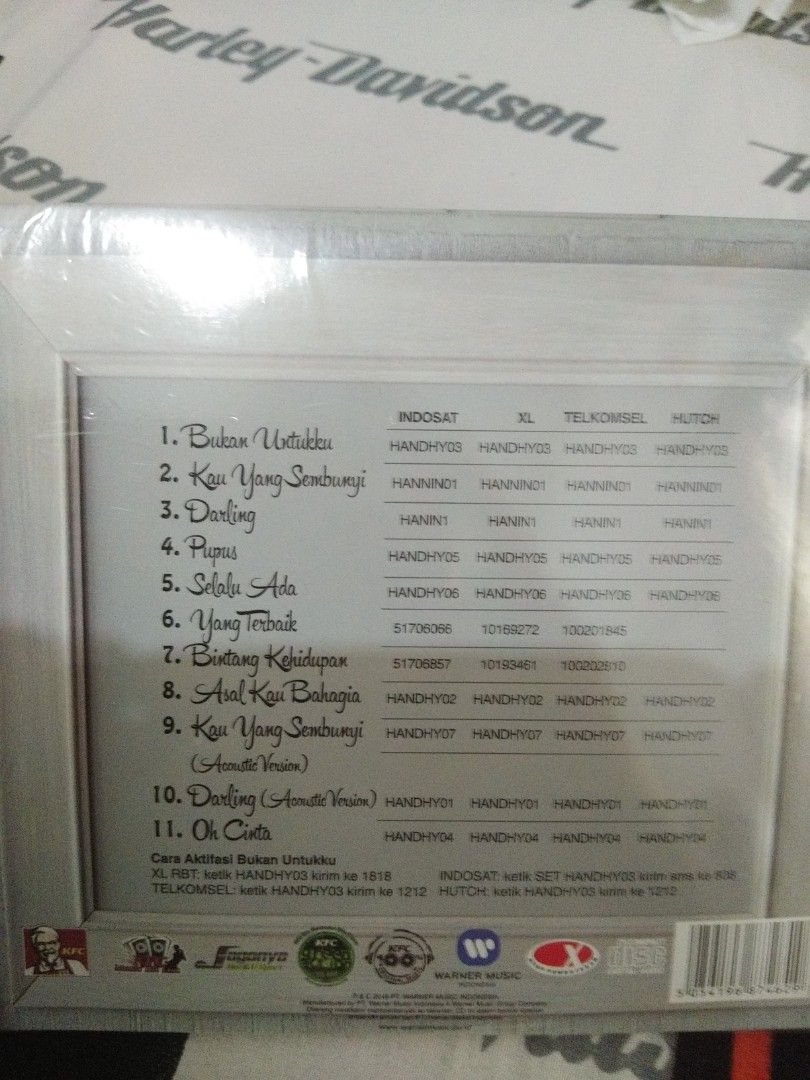 CD KFC edisi Cerita - Hanin Dhiya, Musik & Media, CD, DVD & Lainnya di Carousell