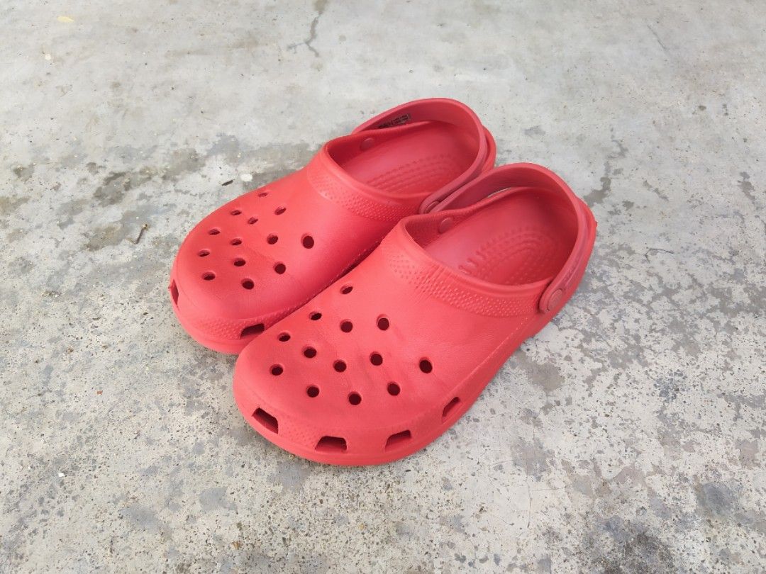 Crocs clog italy, Men's Fashion, Footwear, Flipflops and Slides on ...