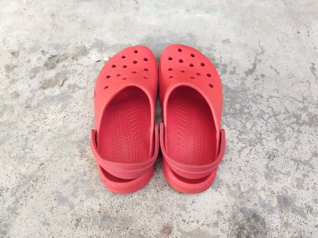 Crocs clog italy, Men's Fashion, Footwear, Flipflops and Slides on ...