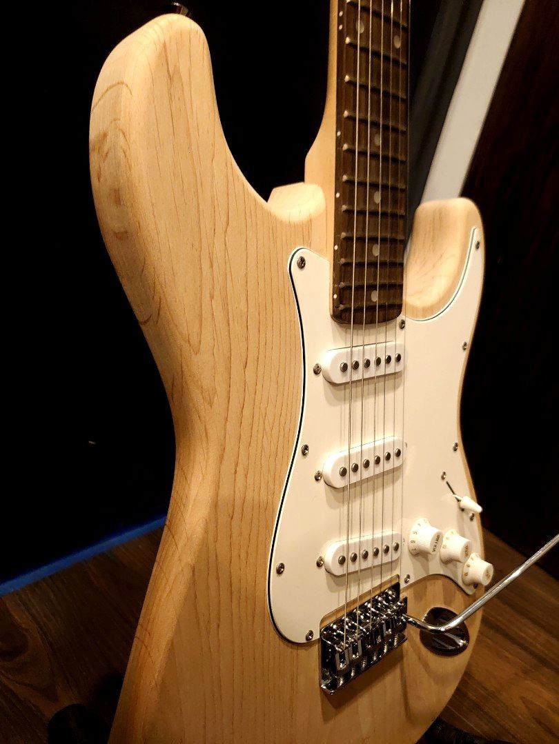 Custom-Assembled Alder wood Stratocaster, Hobbies & Toys, Music & Media ...