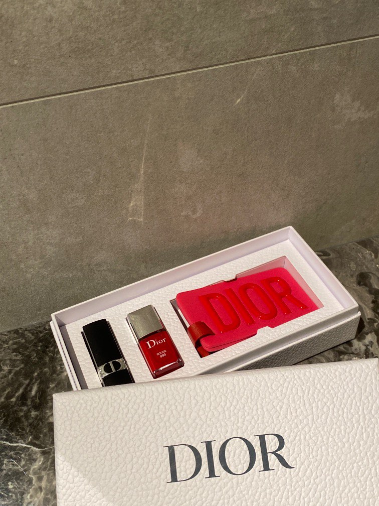 Dior Exclusive Luggage Tag Gift Set, Beauty & Personal Care, Face ...