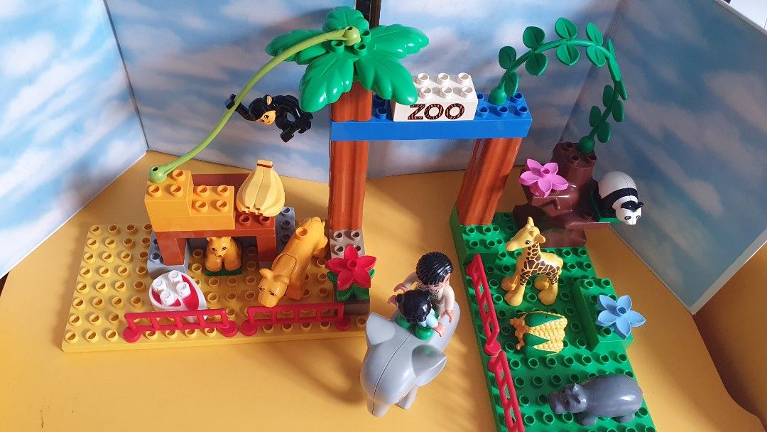 Duplo Lego Zoo Set, Hobbies & Toys, Toys & Games on Carousell