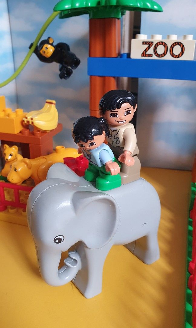 Duplo Lego Zoo Set, Hobbies & Toys, Toys & Games on Carousell
