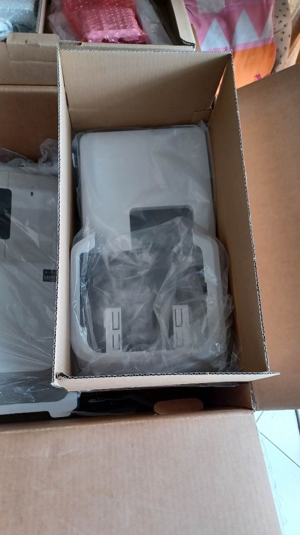 EPSON EB-1470Ui Laser Ultra Short Throw Wireless Interactive Full HD 3LCD Projector, TV & Home ...