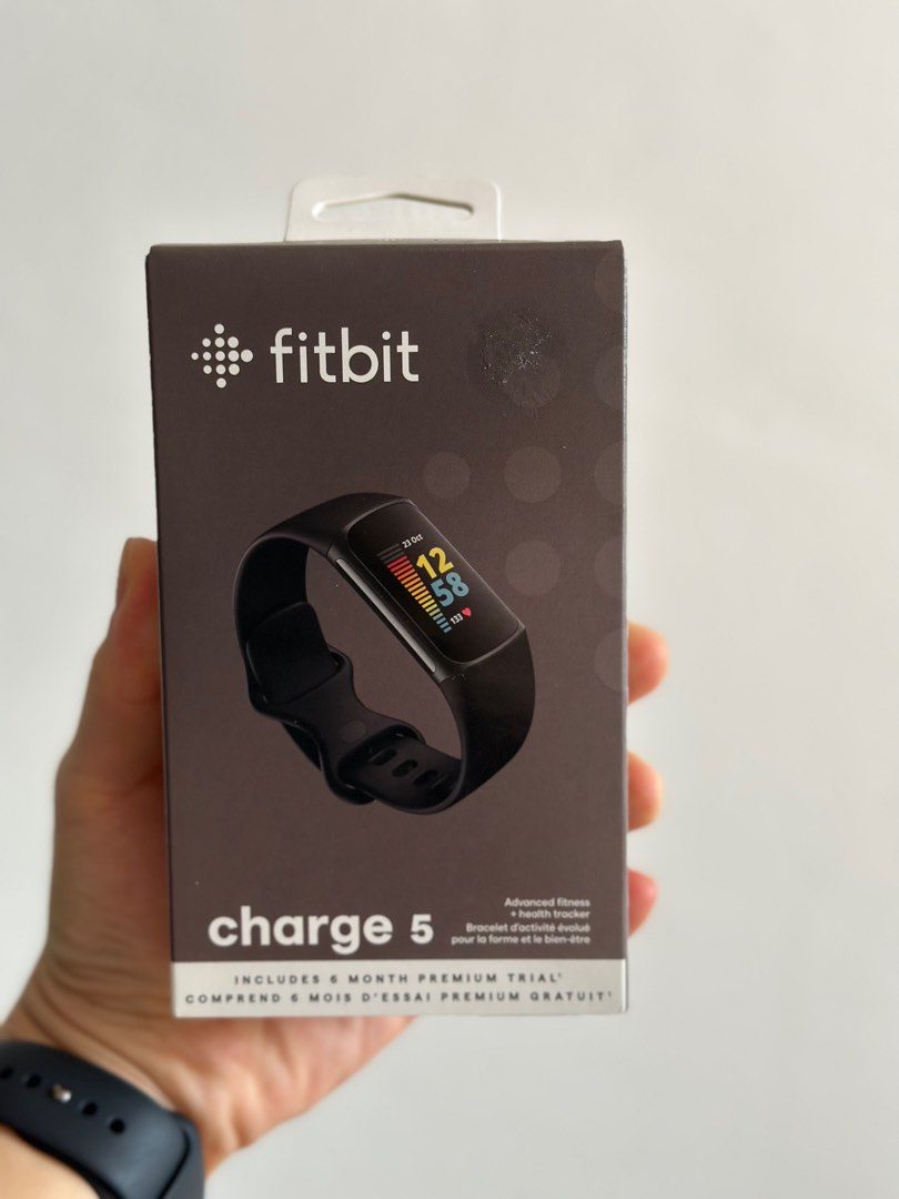 Fitbit charge 5, Mobile Phones & Gadgets, Wearables & Smart Watches on ...
