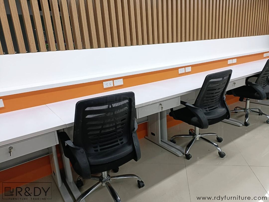 Freestanding Table, FST Table, Office Table, Office Desk Brand new on ...