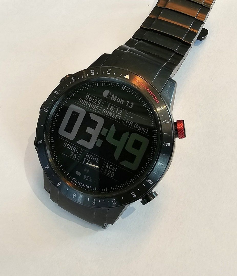 Garmin MARQ Driver - Titanium - Modern tool watch with tachymeter and ...