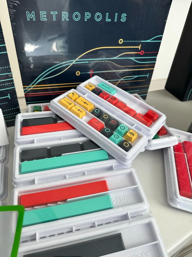 [Keycaps ONLY] GMK Metropolis R2, 電腦＆科技, 電腦周邊及配件, 電腦鍵盤及相關產品 - Carousell