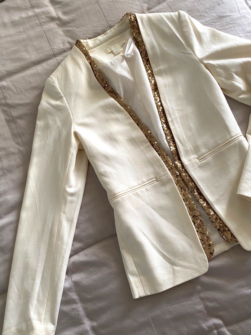 Hnm blazer, Women's Fashion, Coats, Jackets and Outerwear on Carousell