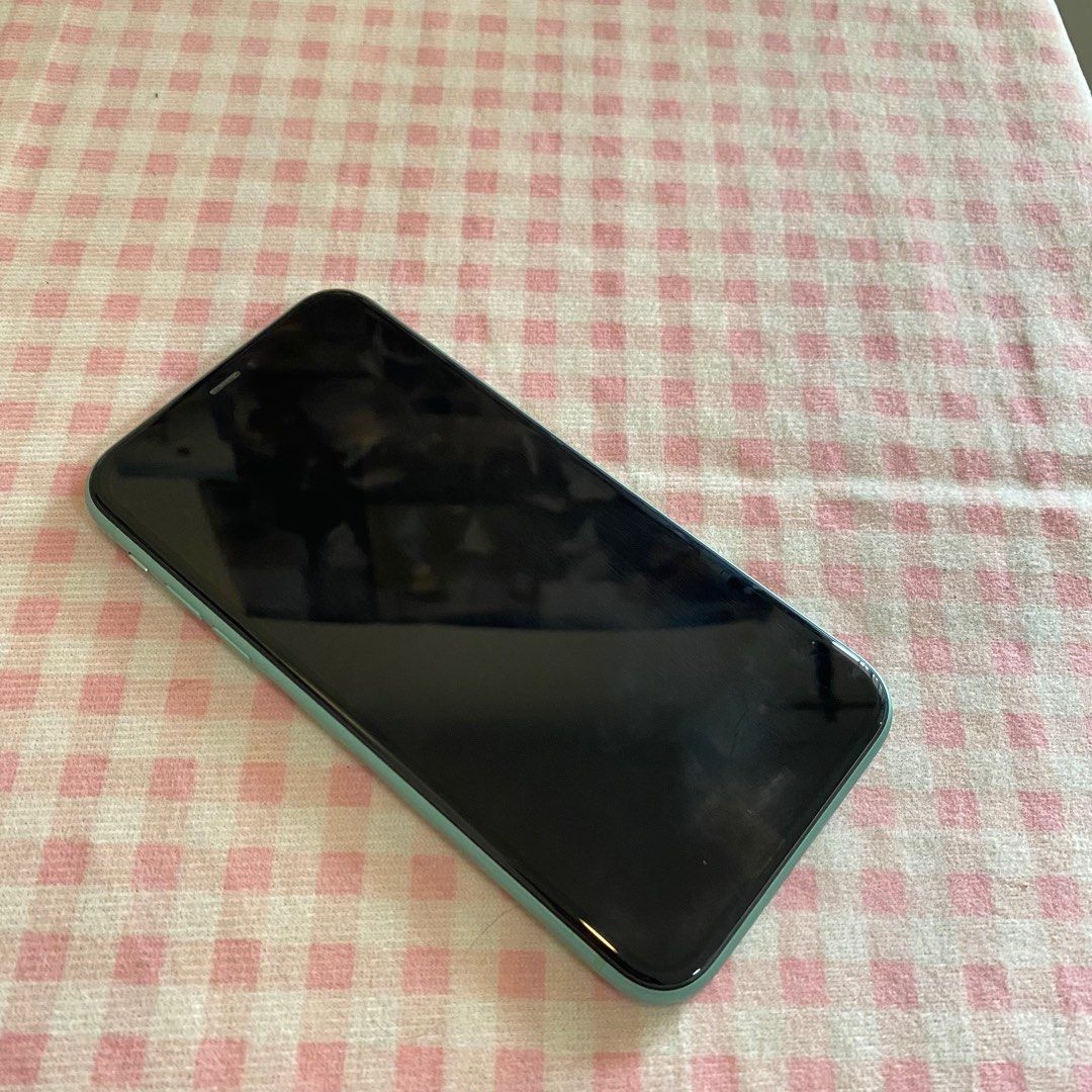iphone 11 mint green 64gb on Carousell