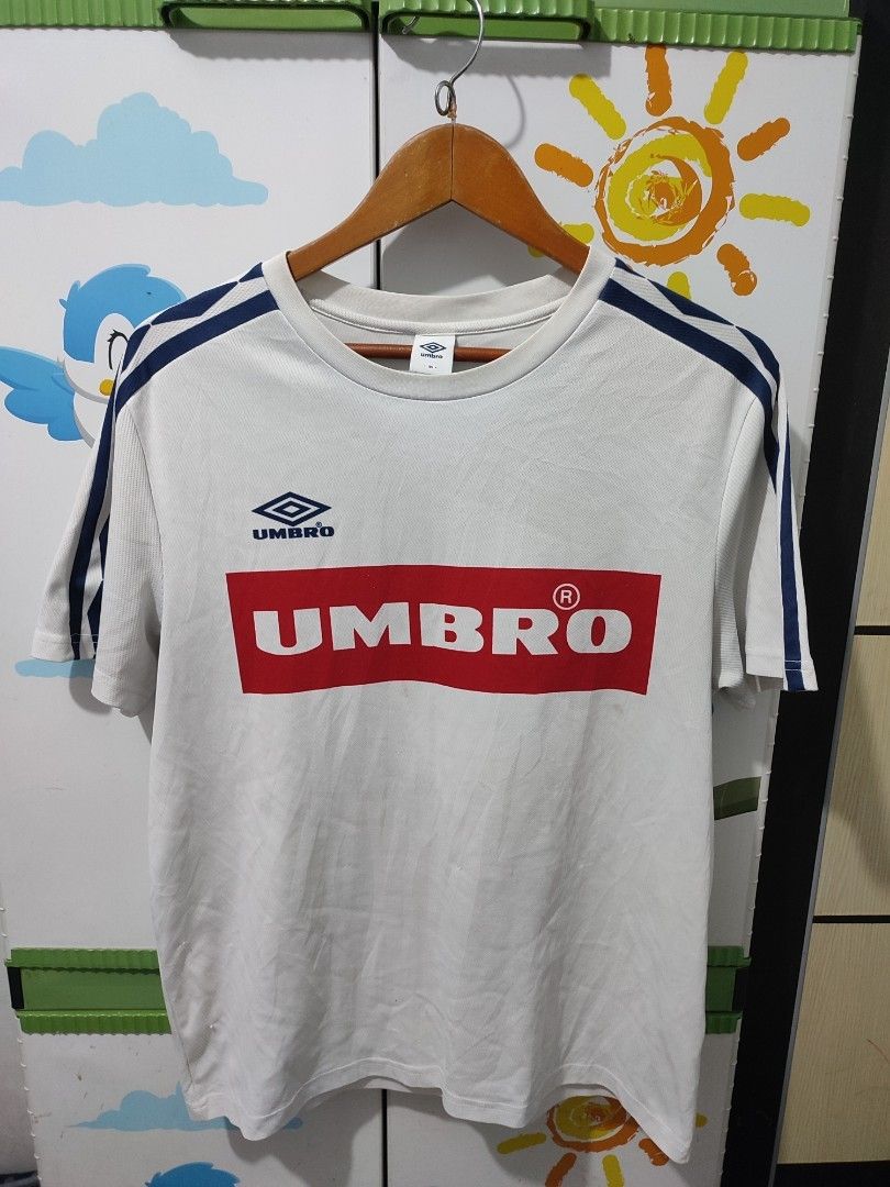 Jersey umbro vintage size L original joss cuakep pil, Fesyen Pria, Pakaian , Atasan di Carousell