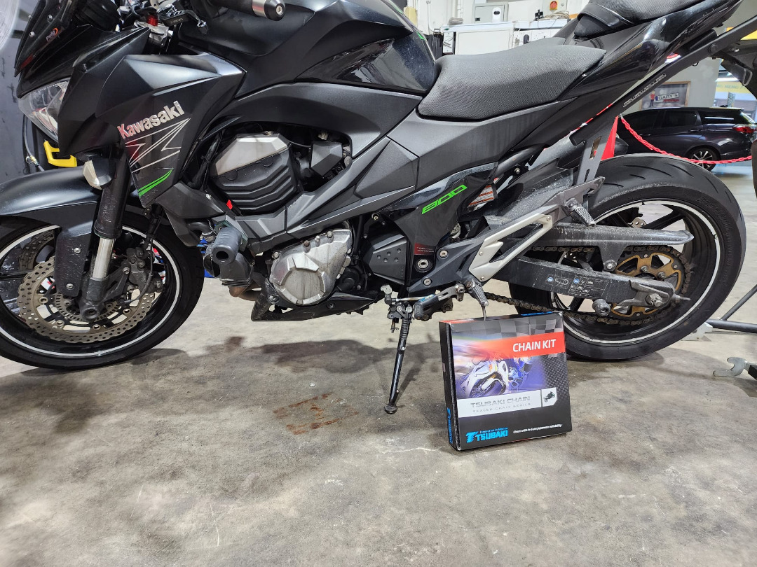 Kawasaki Z800 Tsubaki Chain Sprocket set, Motorcycles, Motorcycle Accessories on Carousell