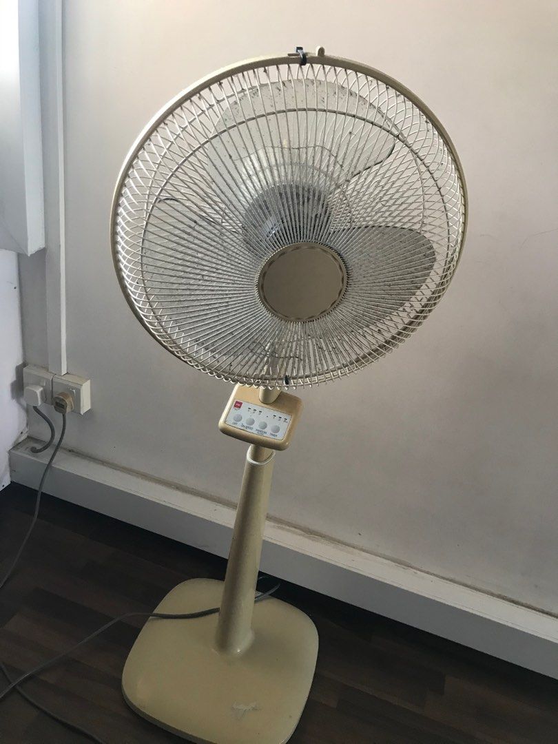 KDK Standing Fan Japan made, Furniture & Home Living, Lighting & Fans ...
