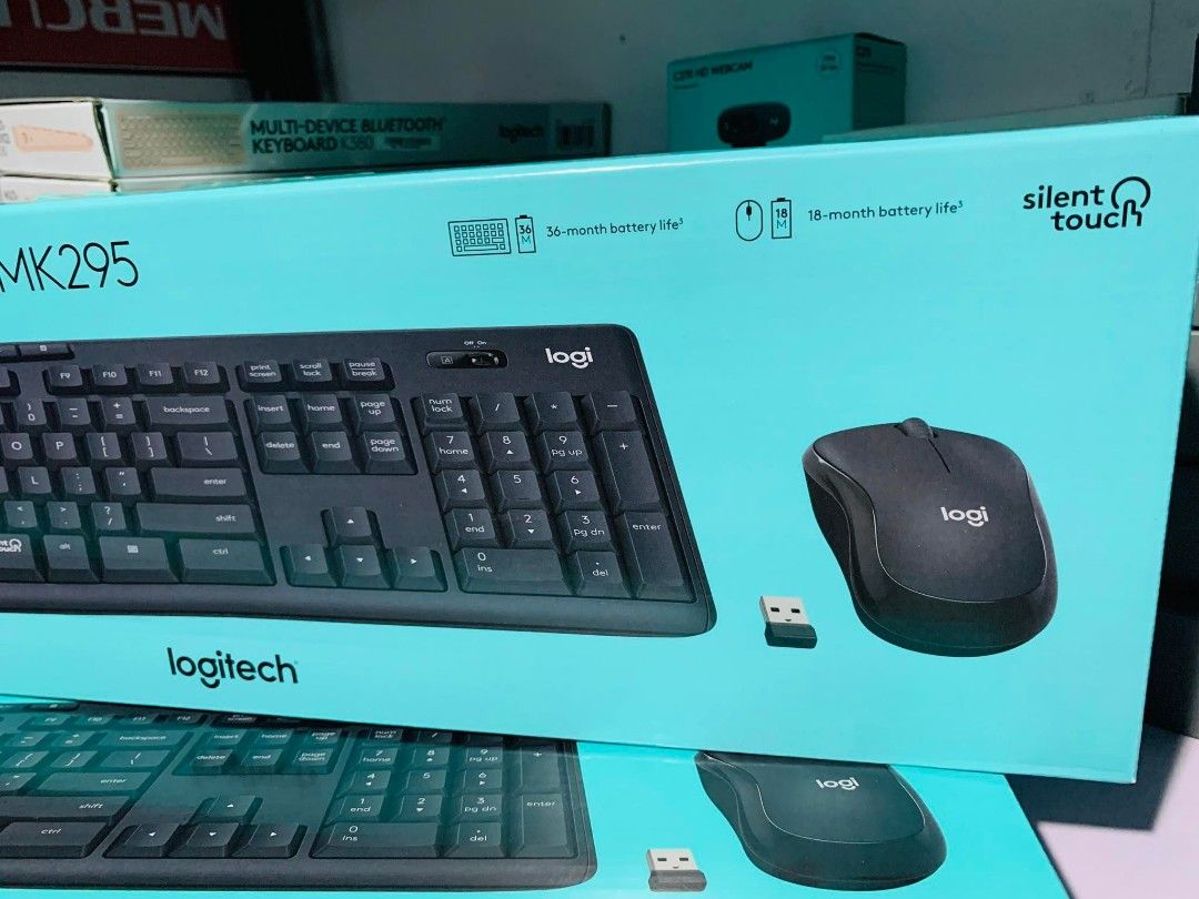 Logitech MK295 Silent Wireless Keyboad And Mouse Combo Computers Tech Parts Accessories