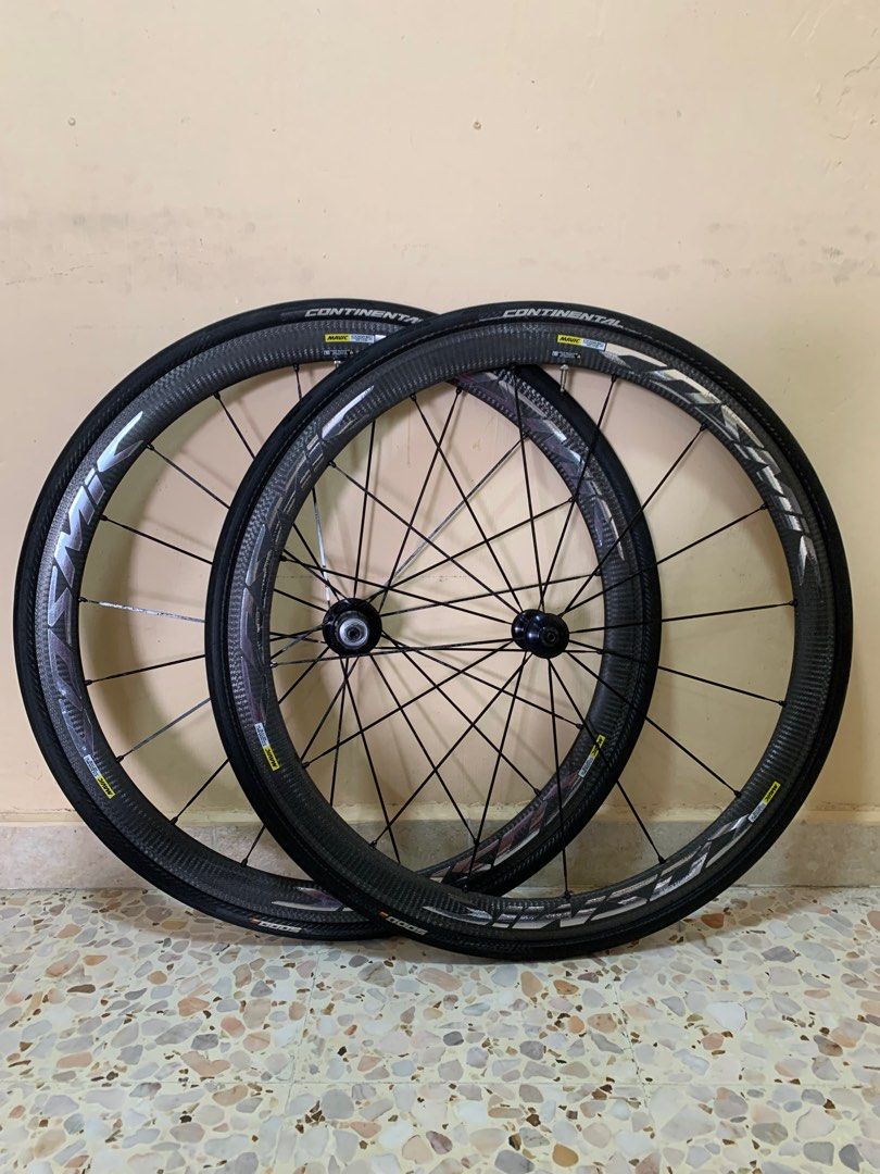 Mavic Cosmic Carbone 40 Elite Carbon wheelset for road bike, Sports ...