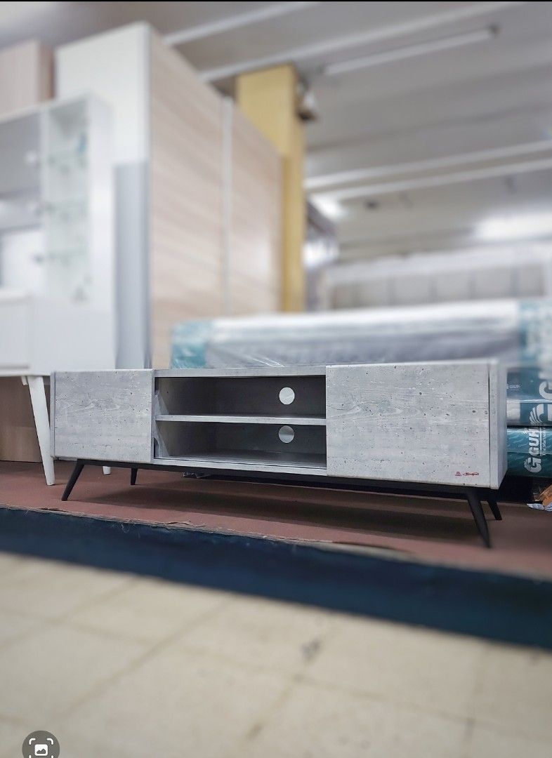 Meja TV Minimalis Pintu Sliding / Geser Kaki Besi - Bufet - Buffet ...