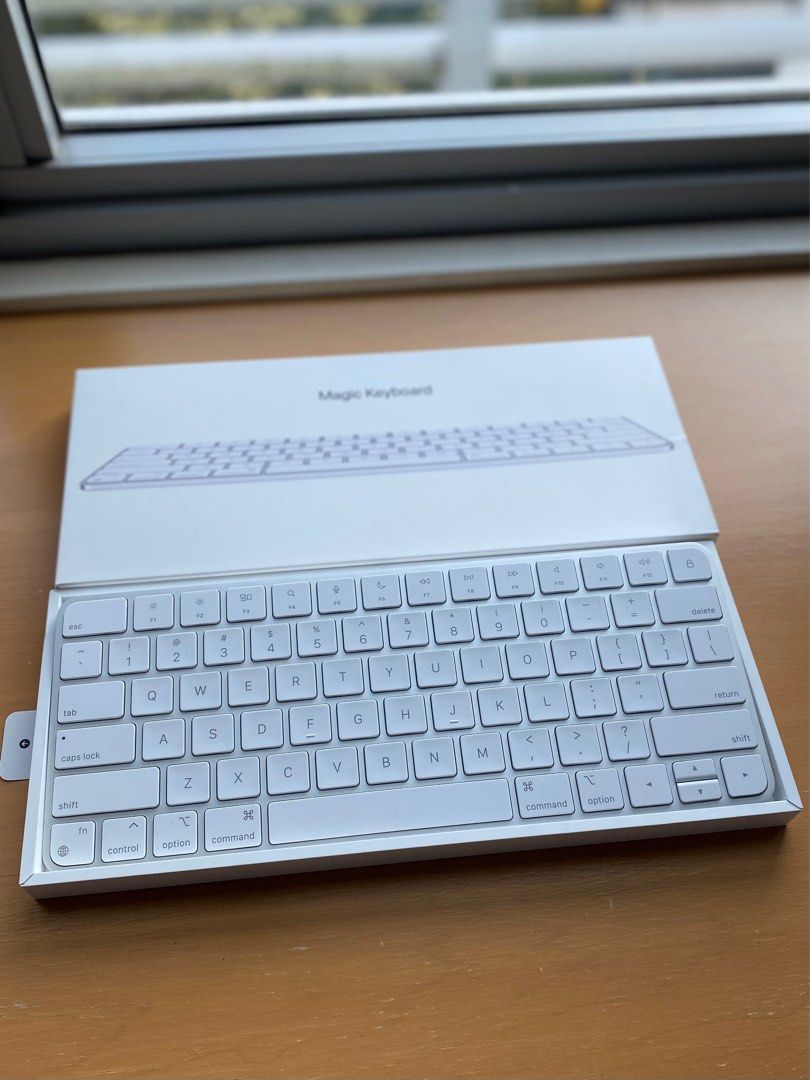 Mint Original Apple Magic Keyboard , Computers & Tech, Parts ...