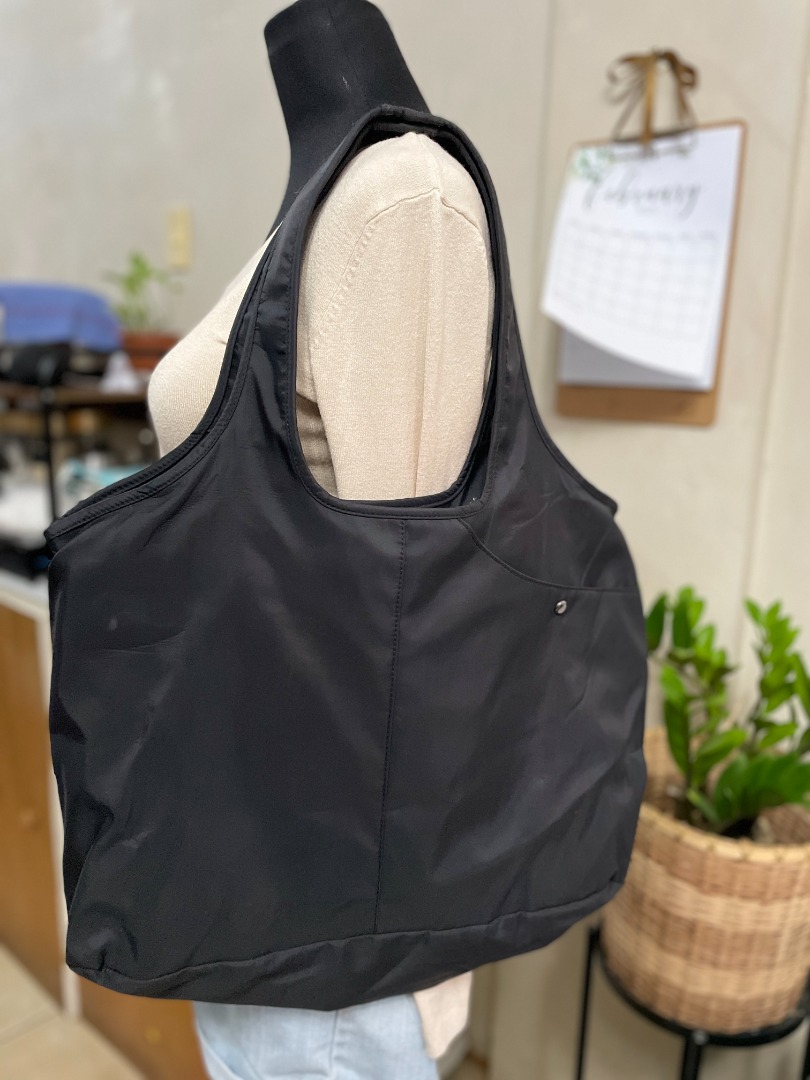 Multi-function Black Nylon Tote Bag, Women's Fashion, Bags & Wallets ...