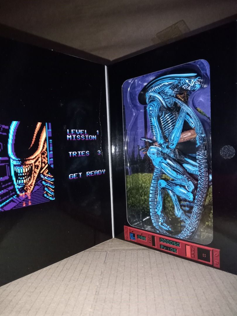 NECA Alien 3 Dog Alien Xenomorph Figure (NES Video Game Version ...