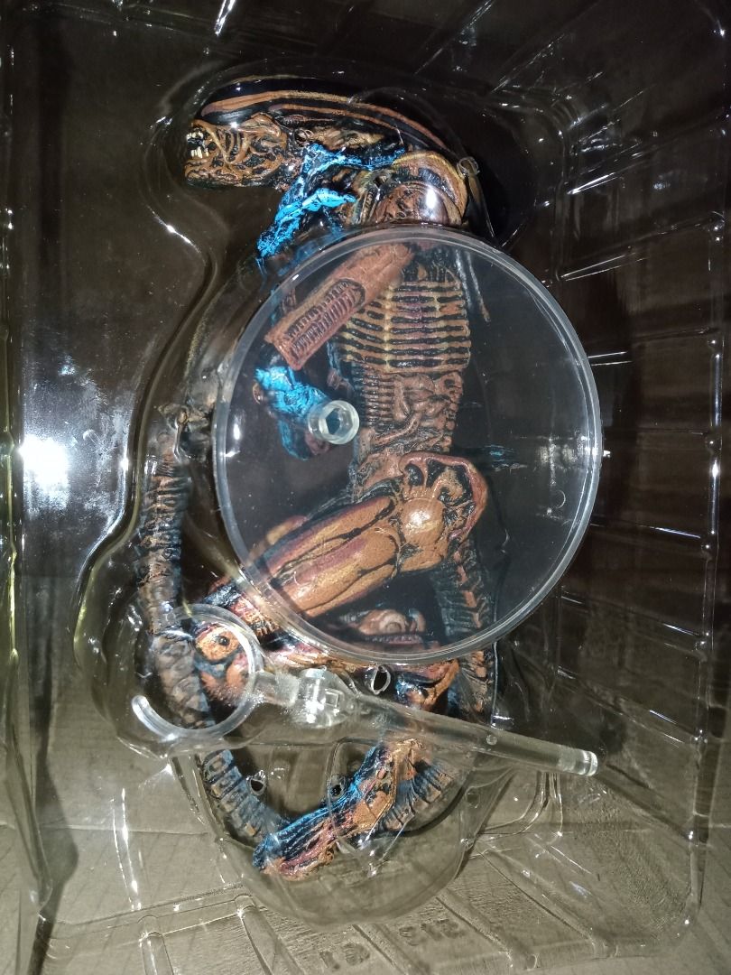 NECA Alien 3 Dog Alien Xenomorph Figure (NES Video Game Version ...