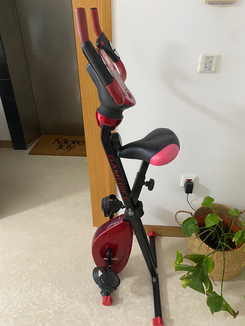 Old exercise bike - still works fine, Sports Equipment, Exercise ...