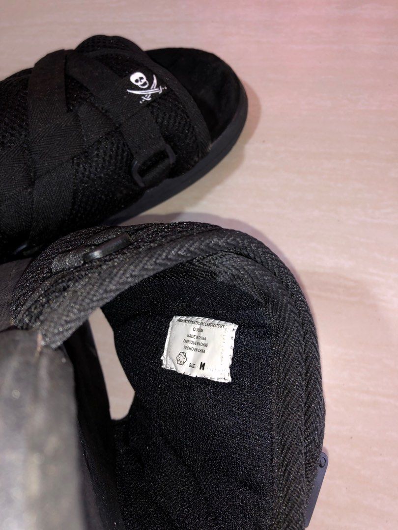 Ollics Funeral , Men's Fashion, Footwear, Slippers & Slides on Carousell