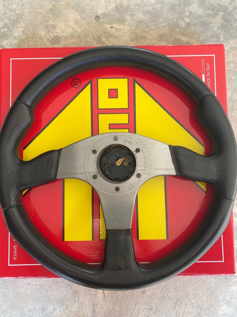 Original MOMO Race steering wheel 350mm, Car Accessories, Accessories on Carousell