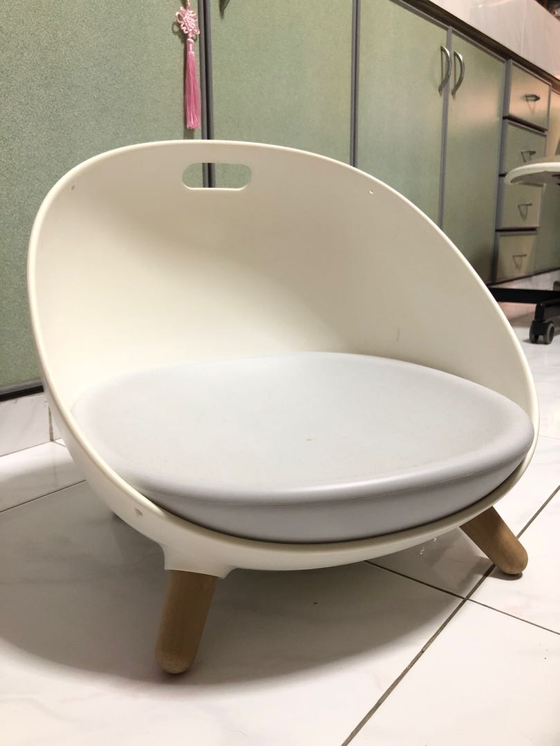 Pet chair, Pet Supplies, Homes & Other Pet Accessories on Carousell