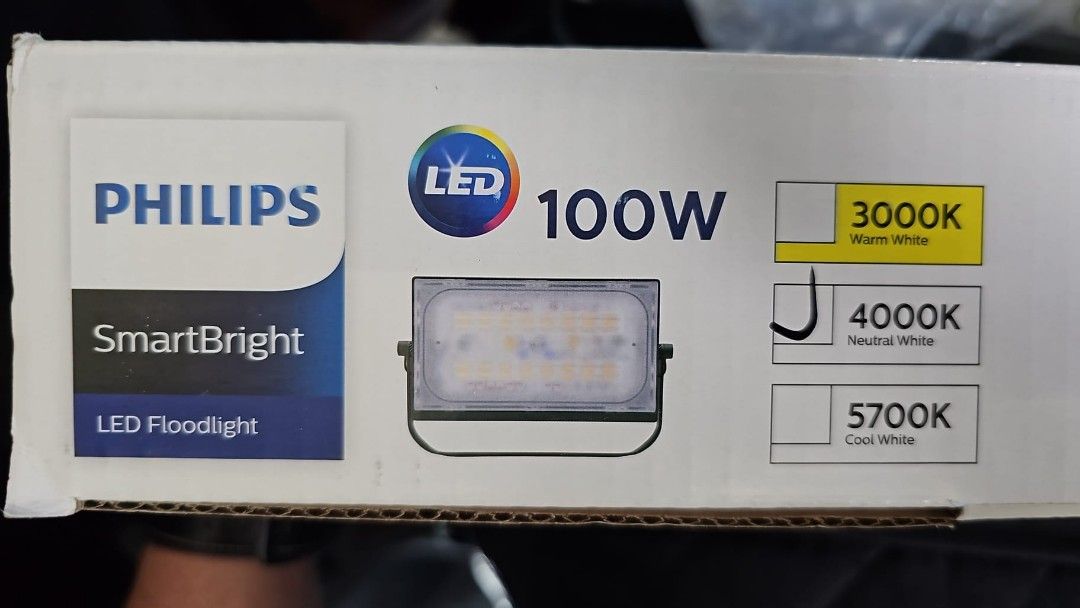 Philips LED SmartBright, 傢俬＆家居, 燈飾及風扇, 燈飾 - Carousell