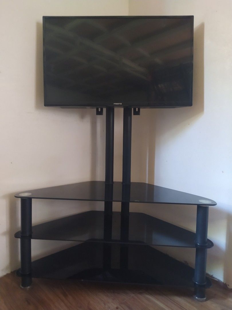 PRESTIZ 32" LED 2ND HAND TV, TV & Home Appliances, TV & Entertainment ...