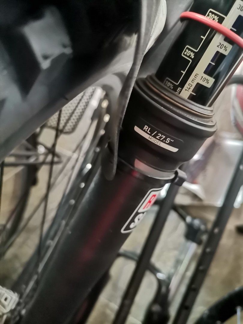 Rockshox Revelation 140mm fork powered by sram 27.5 rockshox revelation ...
