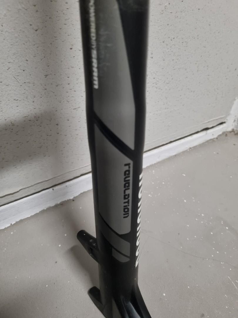 Rockshox Revelation 140mm fork powered by sram 27.5 rockshox revelation ...