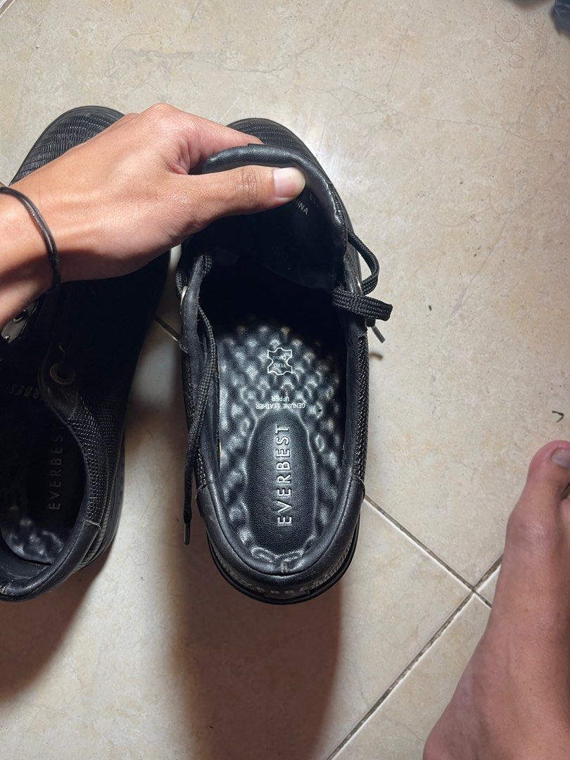 Sepatu everbest kulit original, Fesyen Pria, Sepatu , Sneakers di Carousell