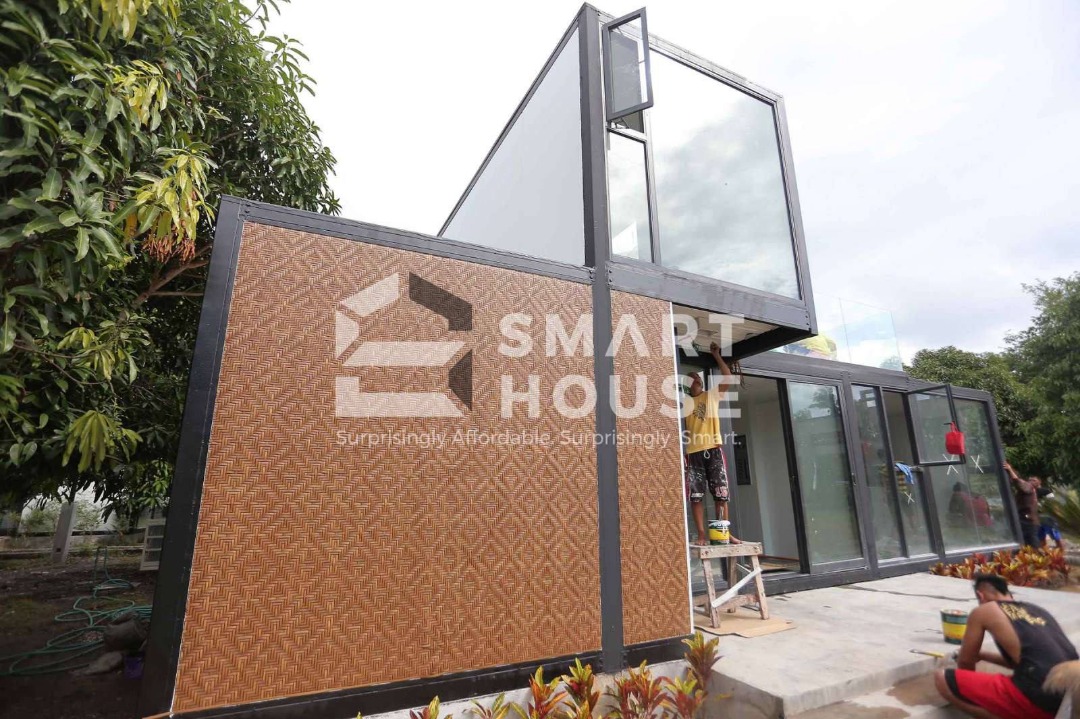 SMARTHOUSE PREFAB CONTAINER VAN HOUSE, Commercial & Industrial ...