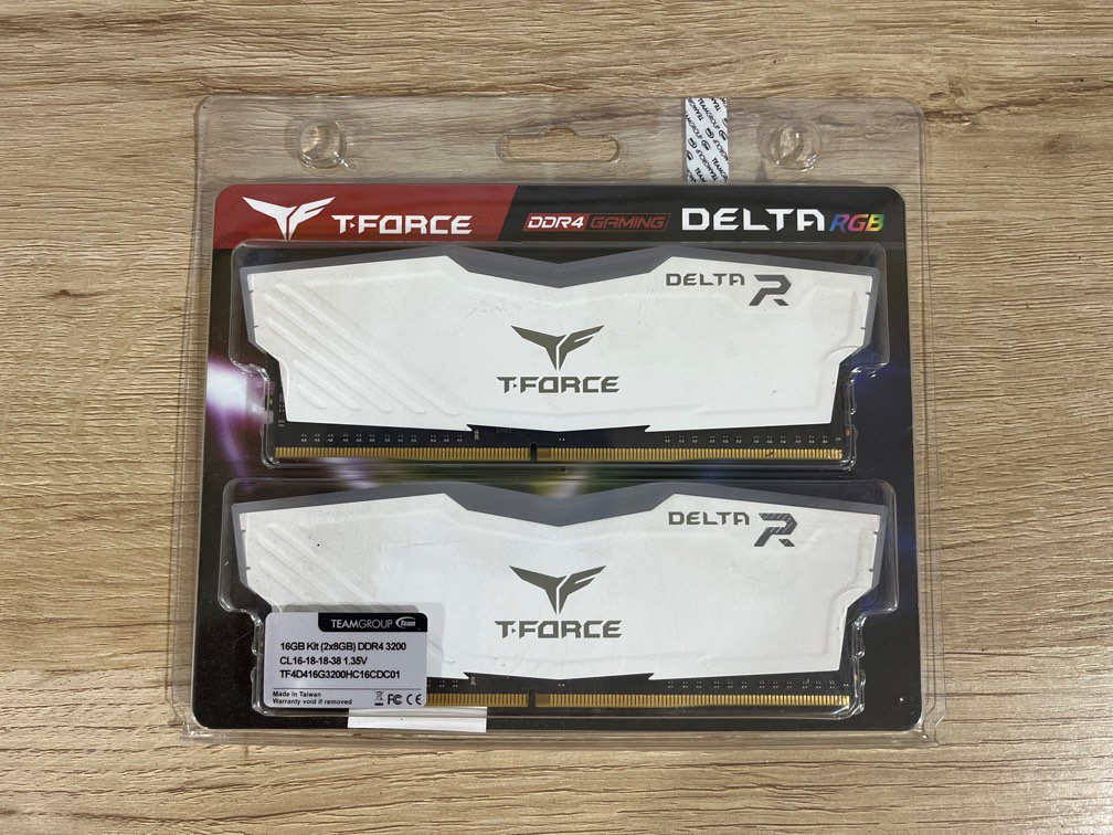Teamgroup TForce Delta RGB DDR4 16gb (2x8gb kit) 3200mhz on Carousell