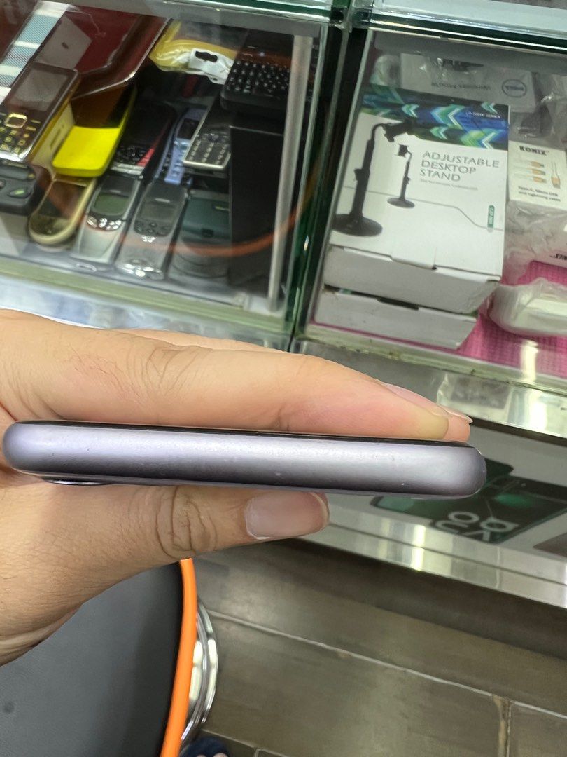 Used Iphone 11 64gb, Mobile Phones & Gadgets, Mobile Phones, iPhone ...