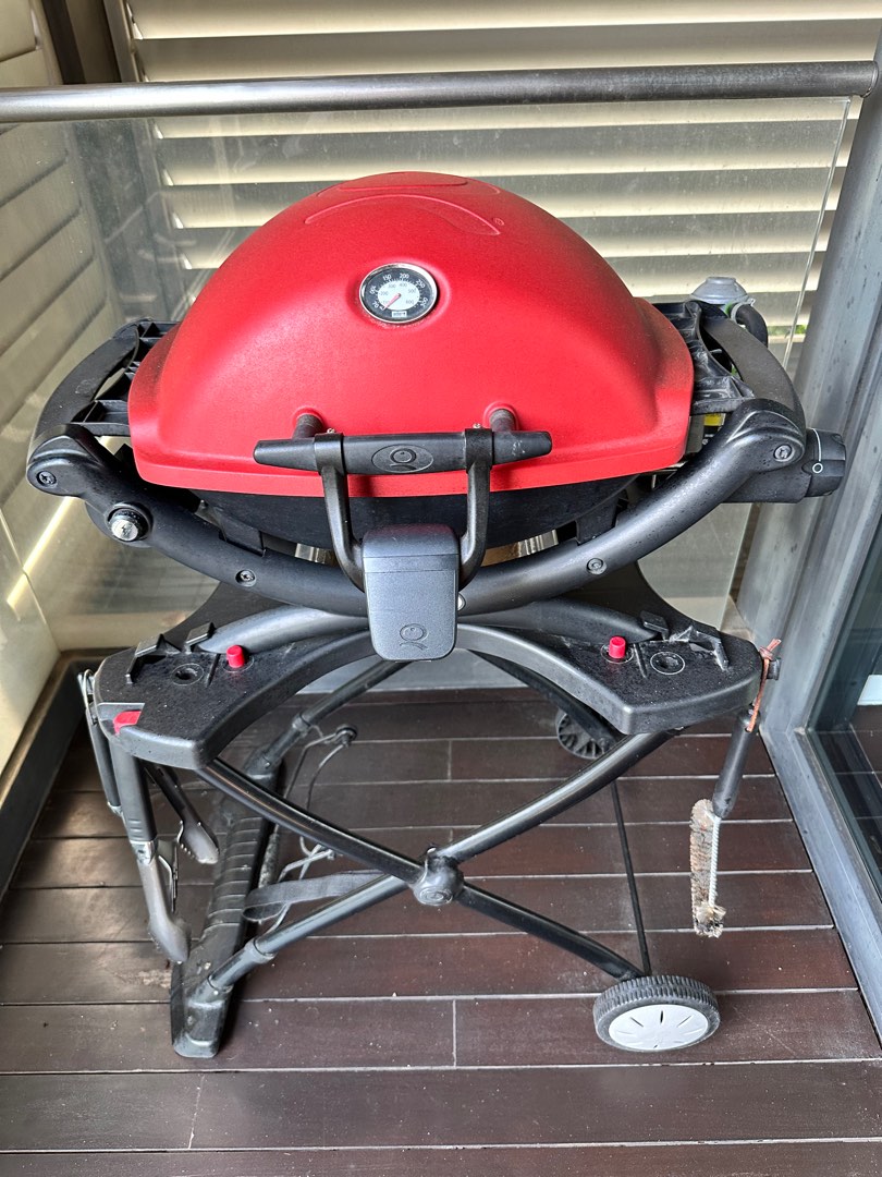 Weber Q1250 portable grill, TV & Home Appliances, Kitchen Appliances ...