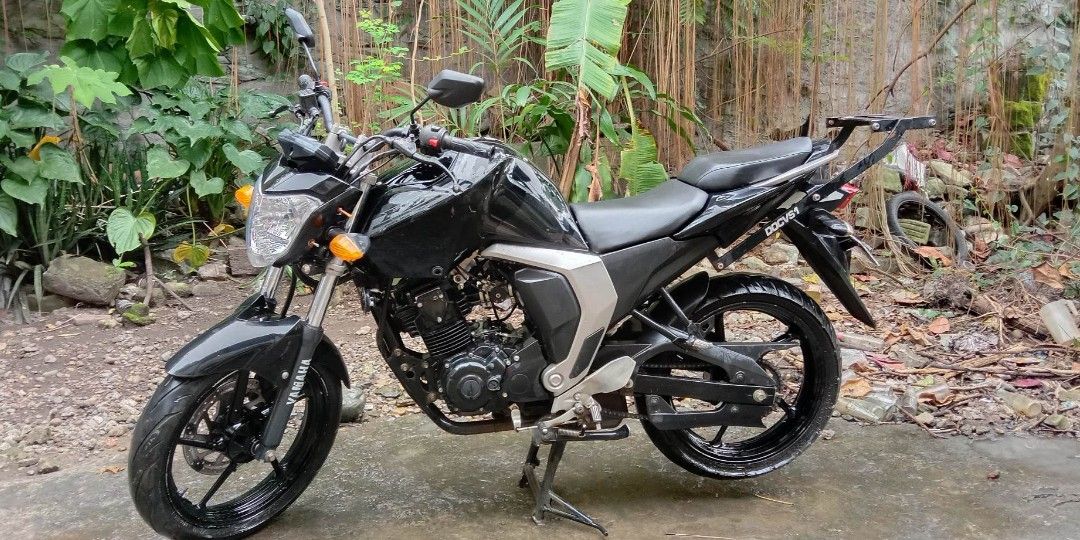 Yamaha Fzi 150 on Carousell